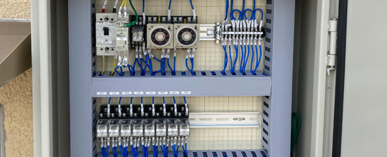 導入事例 - FLEXDOOR